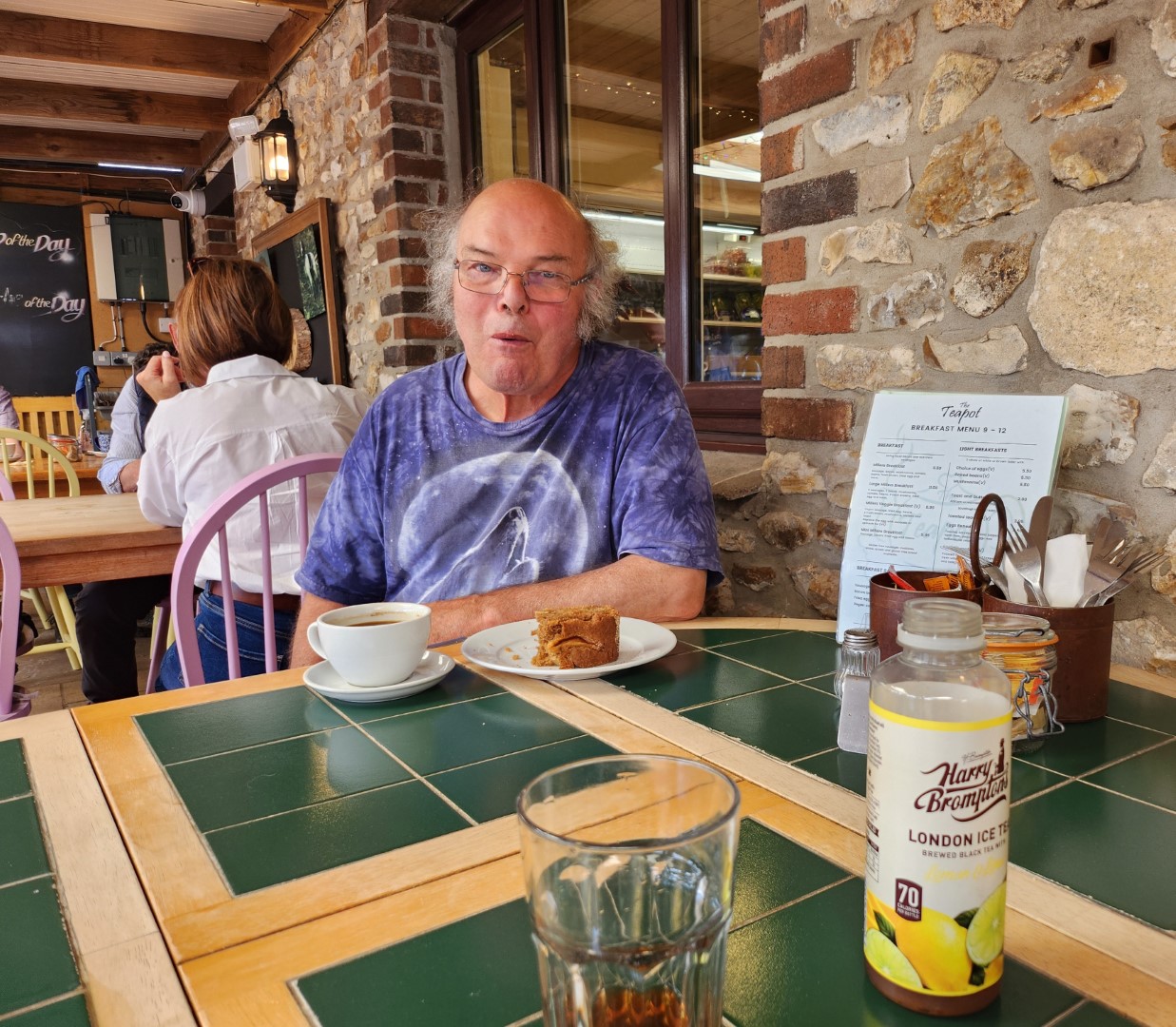 East Devon – cafes and pubs – Goldies on tour